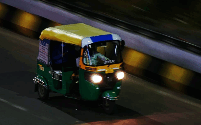 What Is A Panning Shot in Photography & How To Master It?